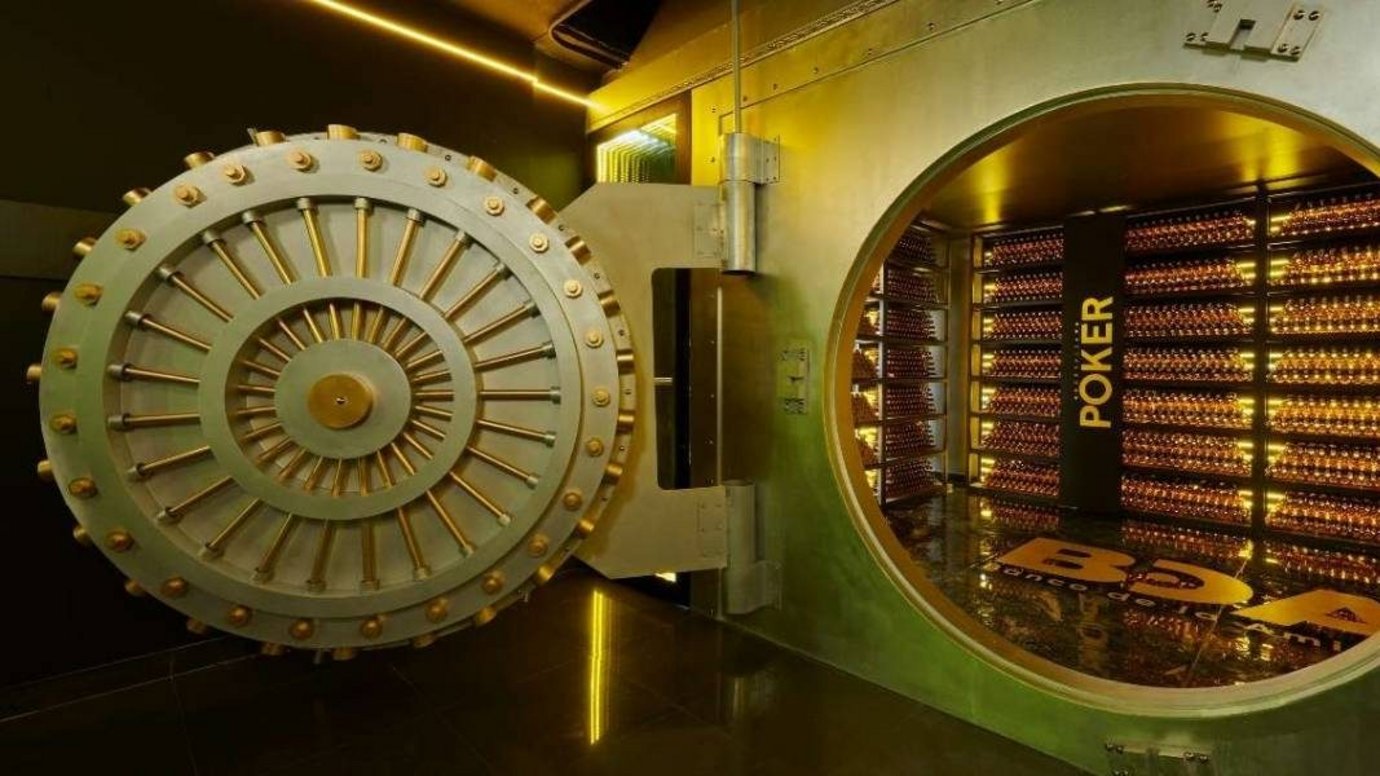 The Bank of Friendship | Contagious